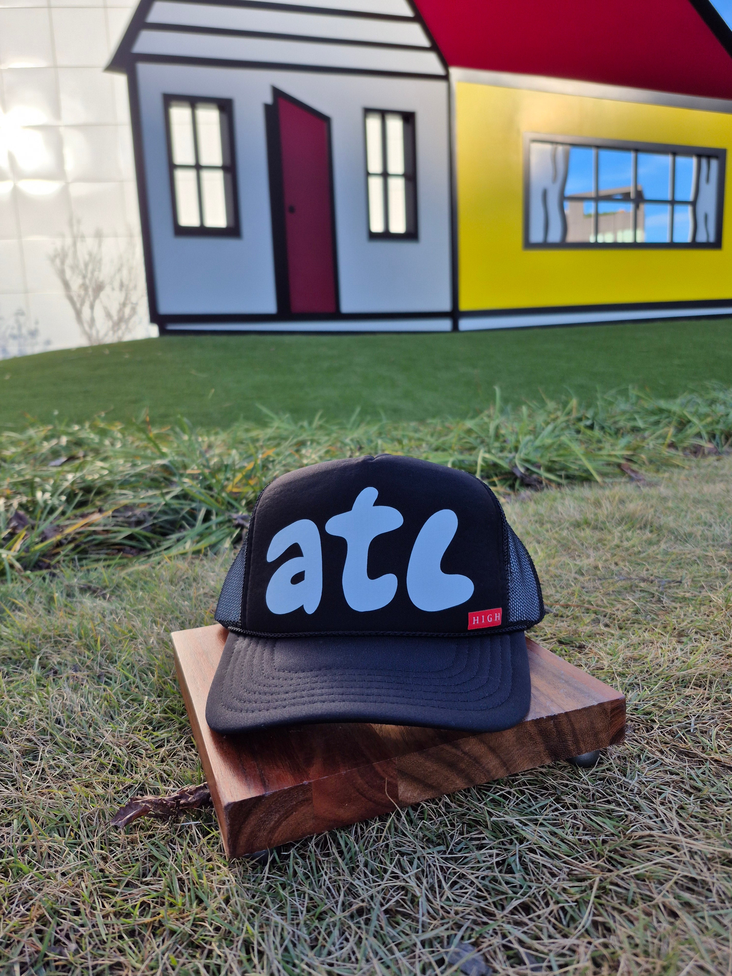 High x Chilly-O ATL Hat Black and White – High Museum of Art